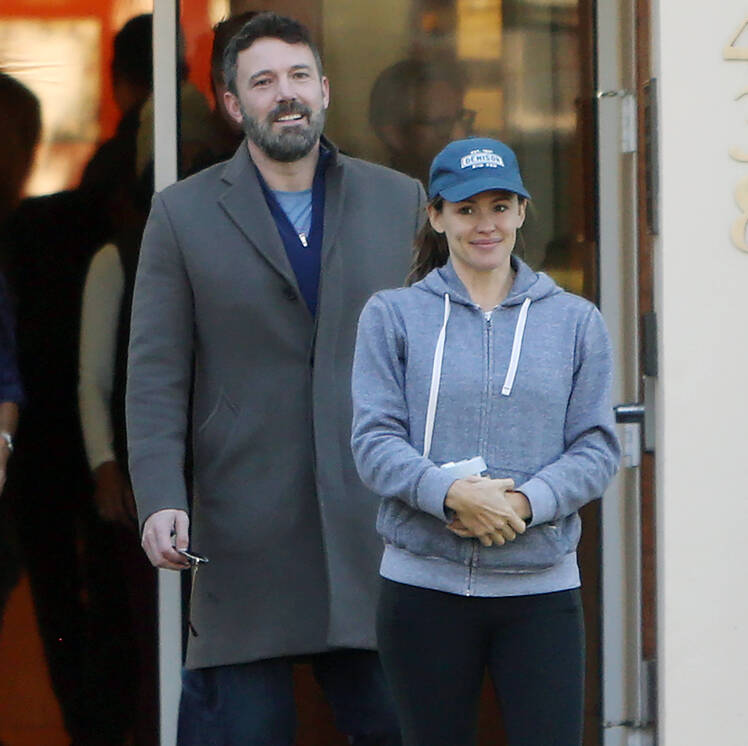 Ben Affleck Doesn’t ‘Want to Miss’ Moments With His Kids After Relapse ...
