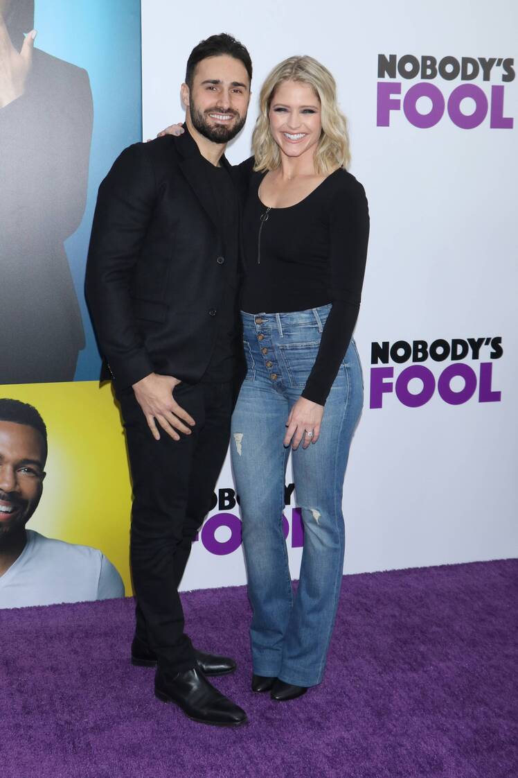 Sara Haines Met Her Husband on a Dating App! Get to Know Her Spouse Max ...