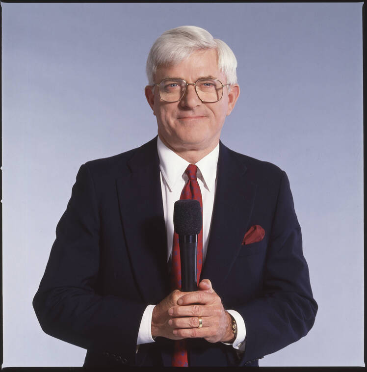Phil Donahue Dead Following a Long Illness: Legendary Talk Show Host ...